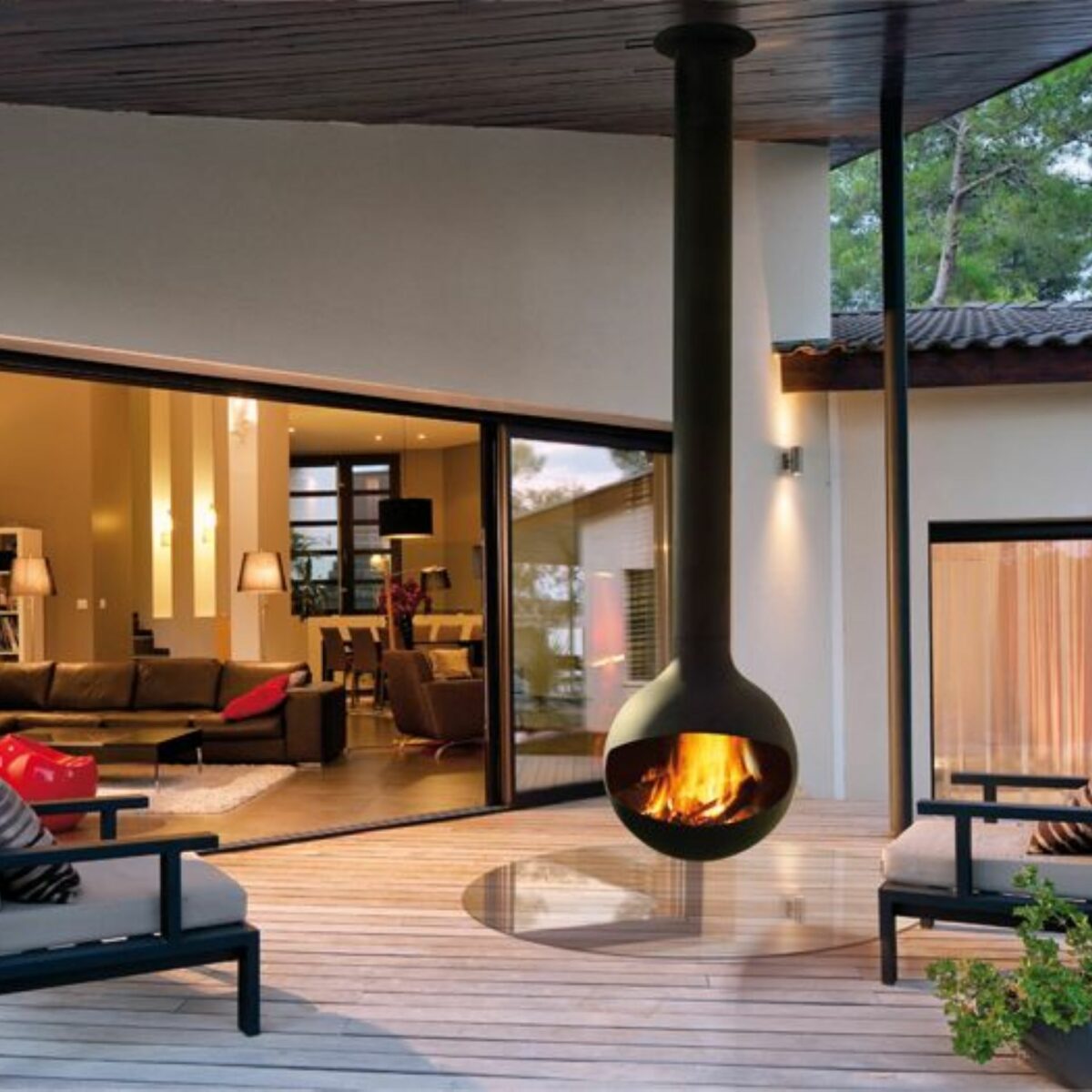 Nos poêles à bois suspendu : design, performance et confort