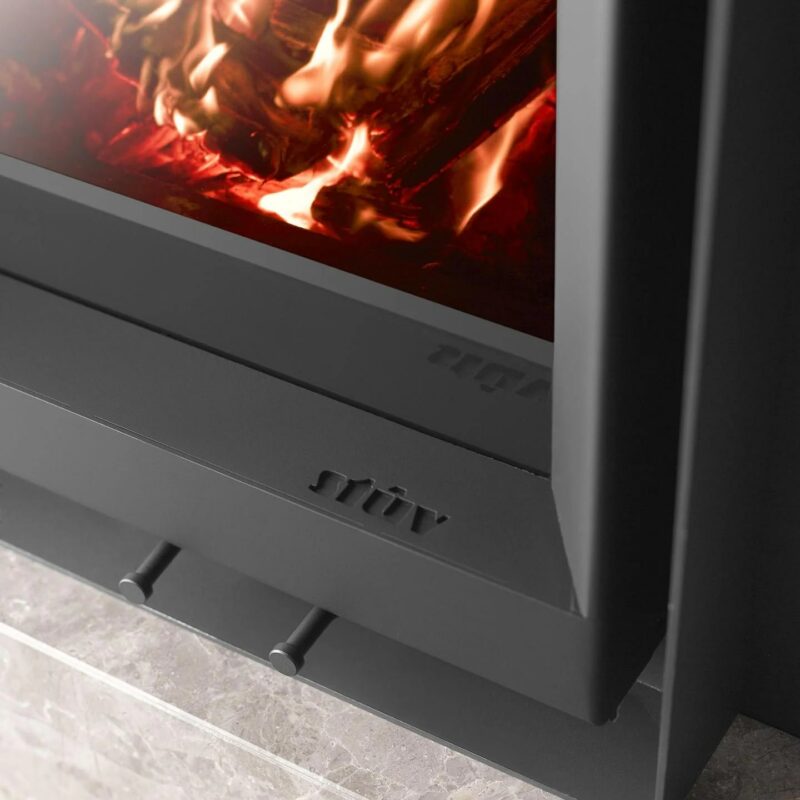 Foyers et Poêles à Bois Stûv : Performance et Esthétique